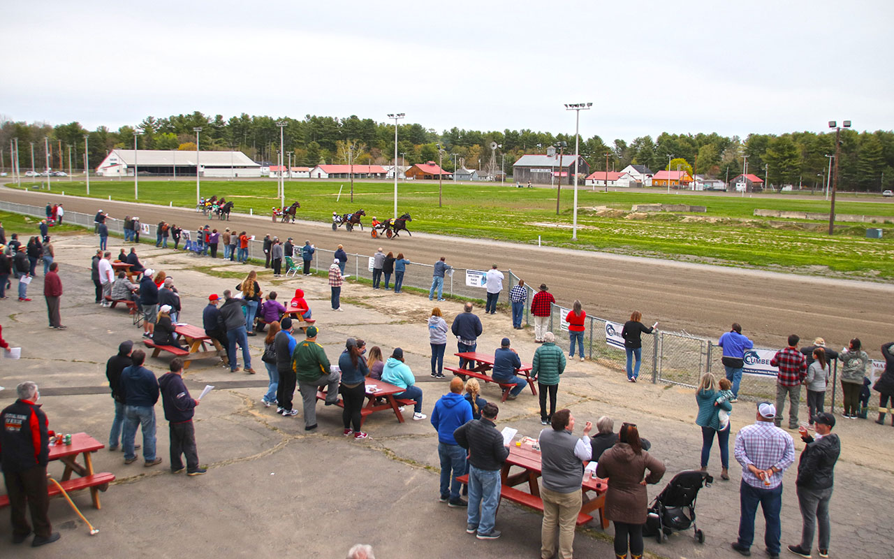 Opening Day draws Big Crowd – First Tracks Cumberland